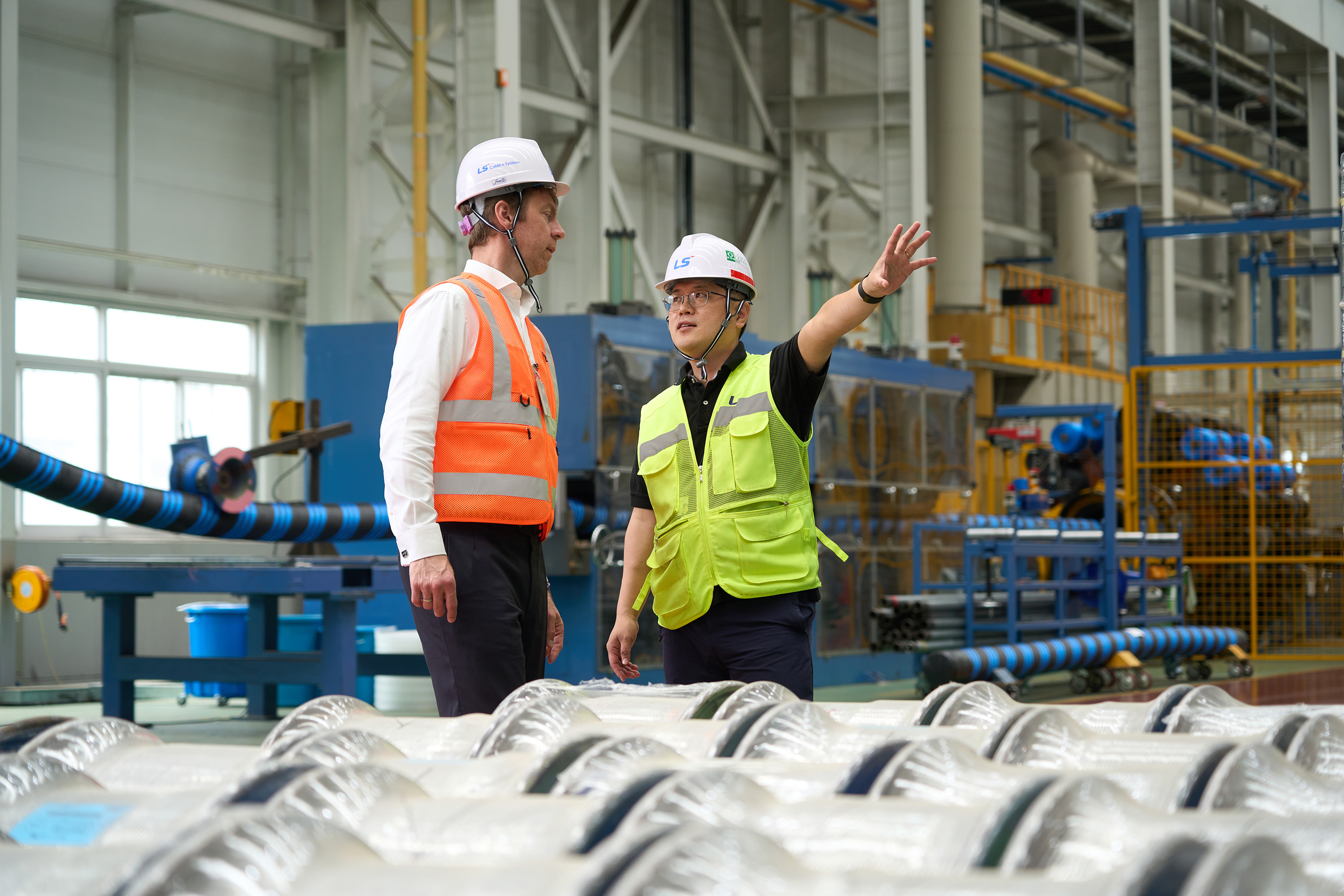 TenneT pushes ahead with offshore grid expansion: First cable ...